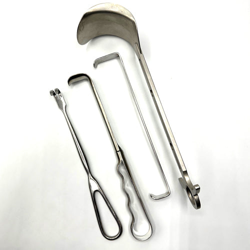 ASSORTED SURGICAL RETRACTOR INSTRUMENT – Heritage Props LA